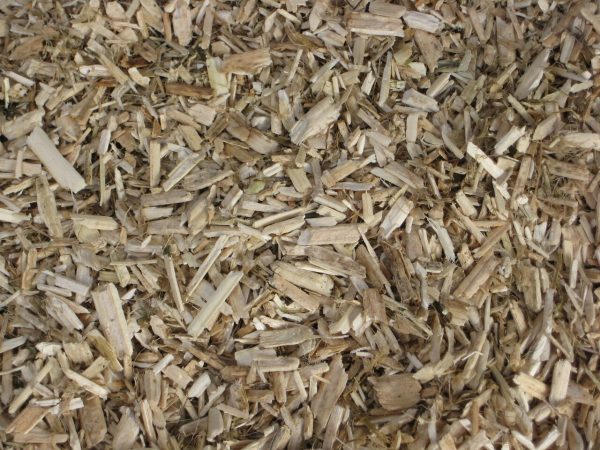 How To Use Hemp Hurd For Garden Mulch & Improve Compost